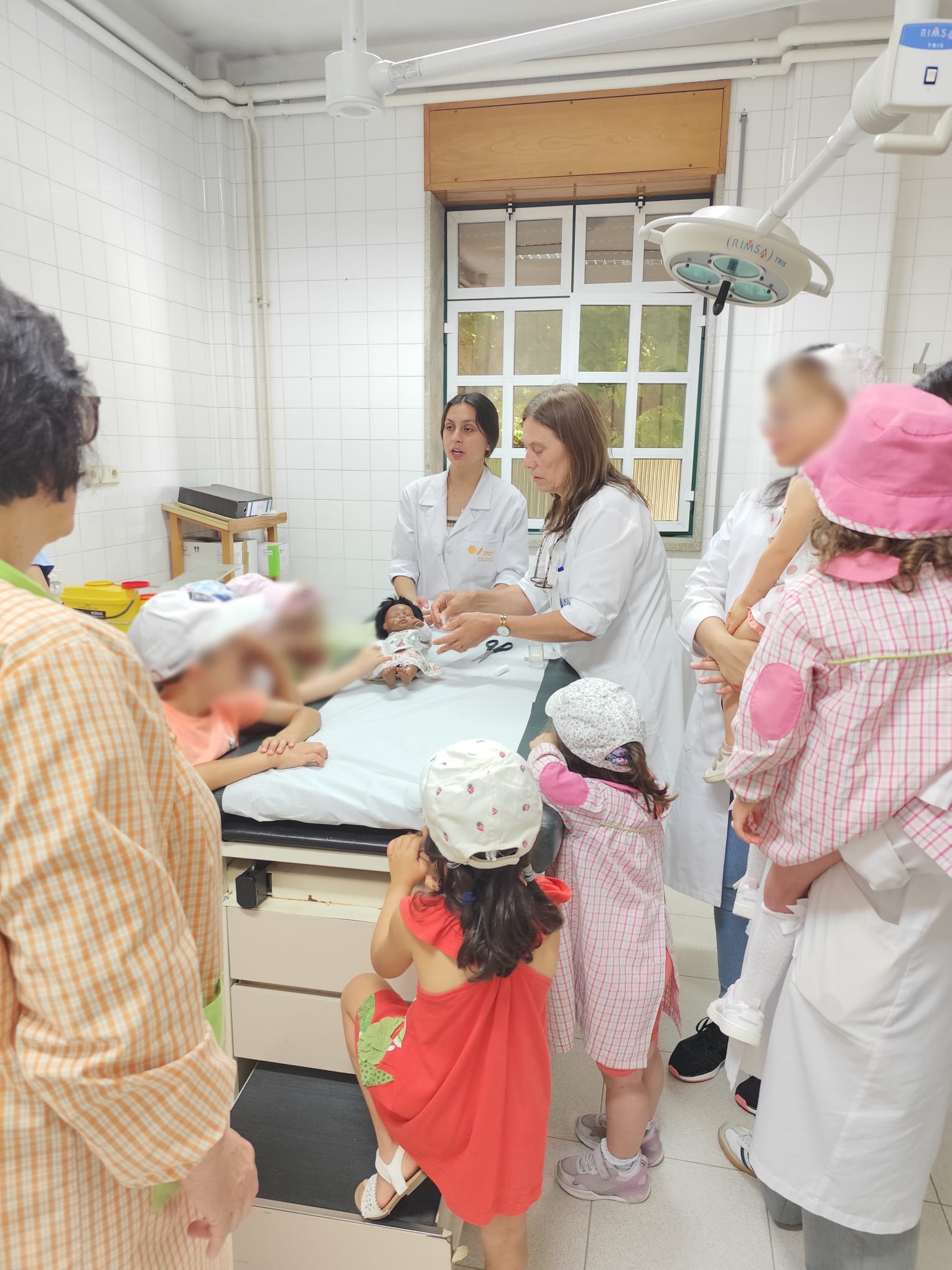 VOUZELA: Crianças do concelho visitam Centro de Saúde no âmbito do ...